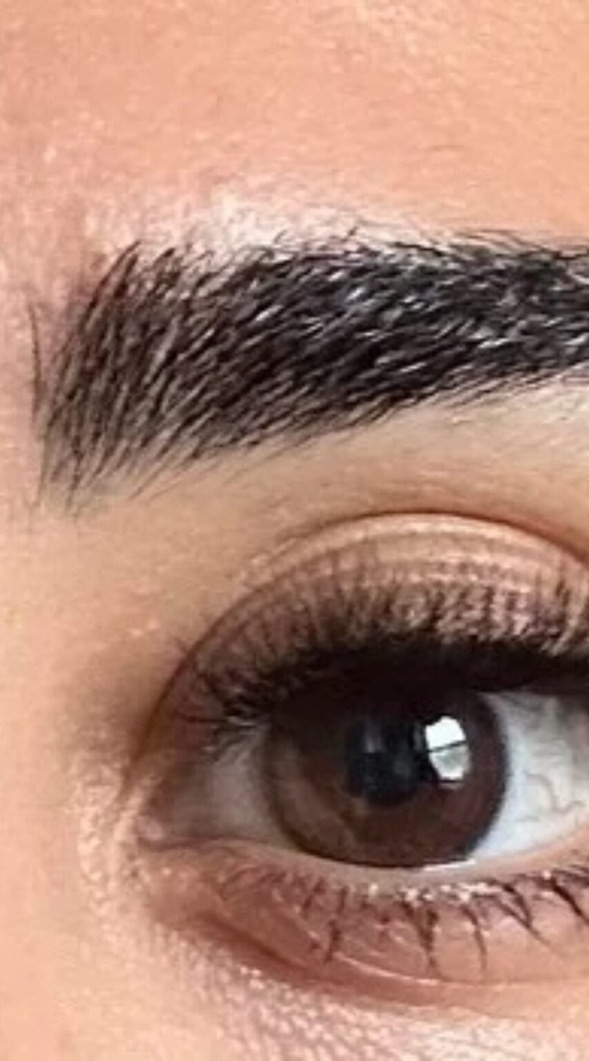 How to Grow Thicker Eyebrows Using Natural Remedies: Proven Tips for ...